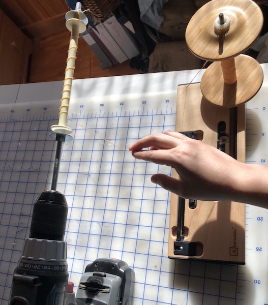 Tutorial: DIY Storage Bobbin Winder with a Drill – oak blue designs
